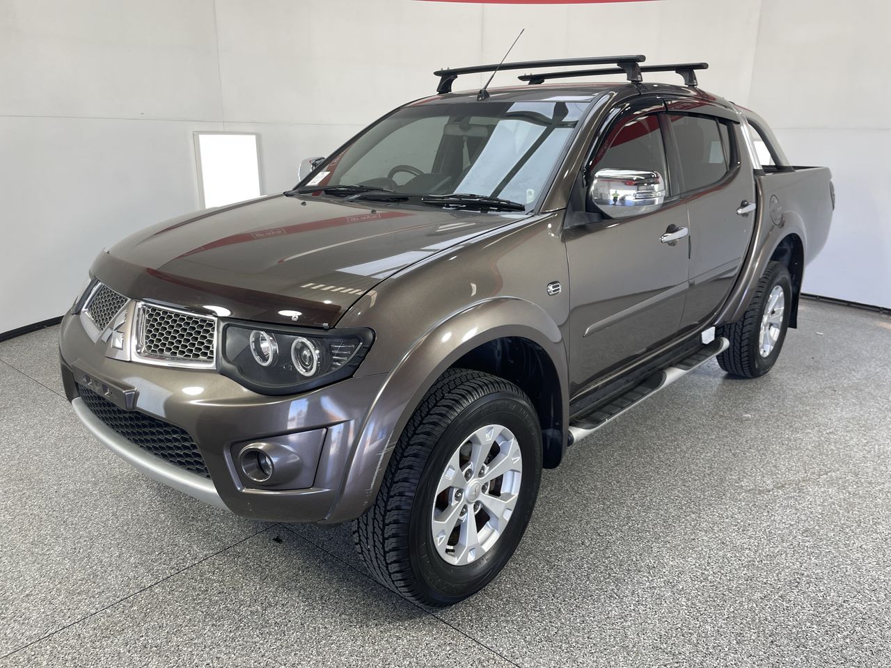 2014 Mitsubishi Triton 4X4 GLX-R MN Turbo Diesel Automatic Dual Cab ...