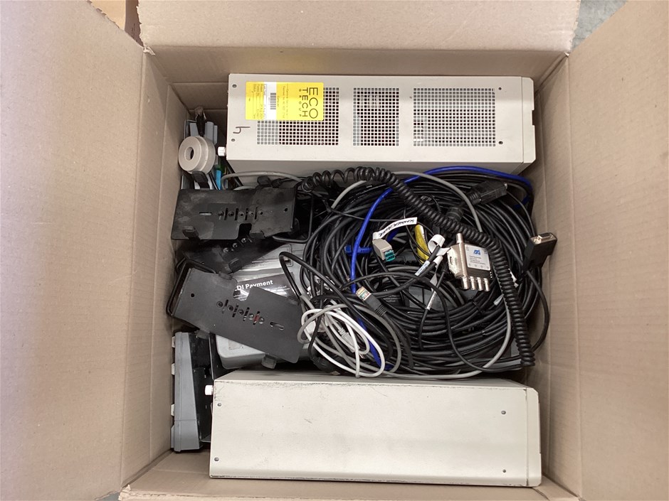 Large Box Of Computer Parts And Cables Auction (0068-9049922) | Grays ...