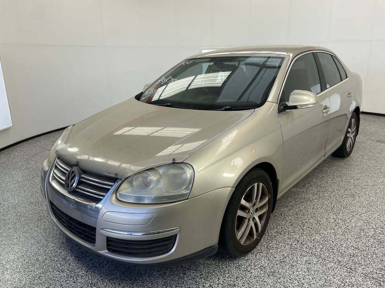 2008 Volkswagen Jetta 2.0 TDI 1KM Turbo Diesel Automatic Sedan Auction ...