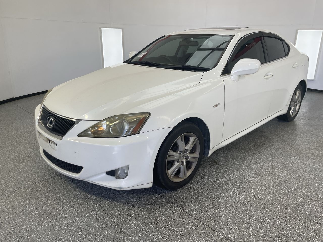 2005 Lexus IS250 Prestige Automatic Sedan Auction (0001-50509728 ...