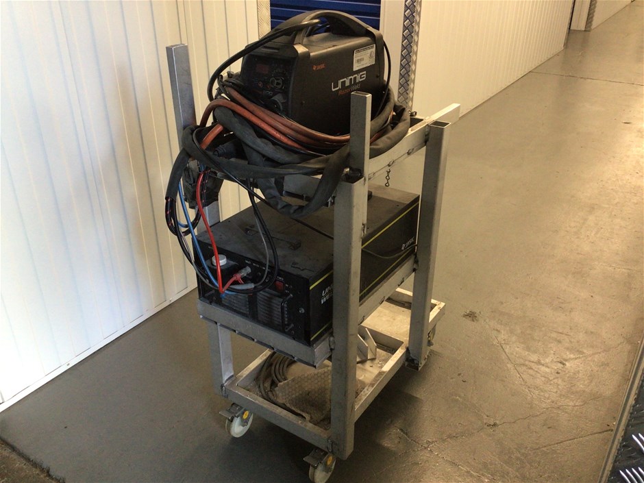 Jasic UNIMIG Razor 200 AC/DC Pulse Welder with Jasic Water Cooler ...