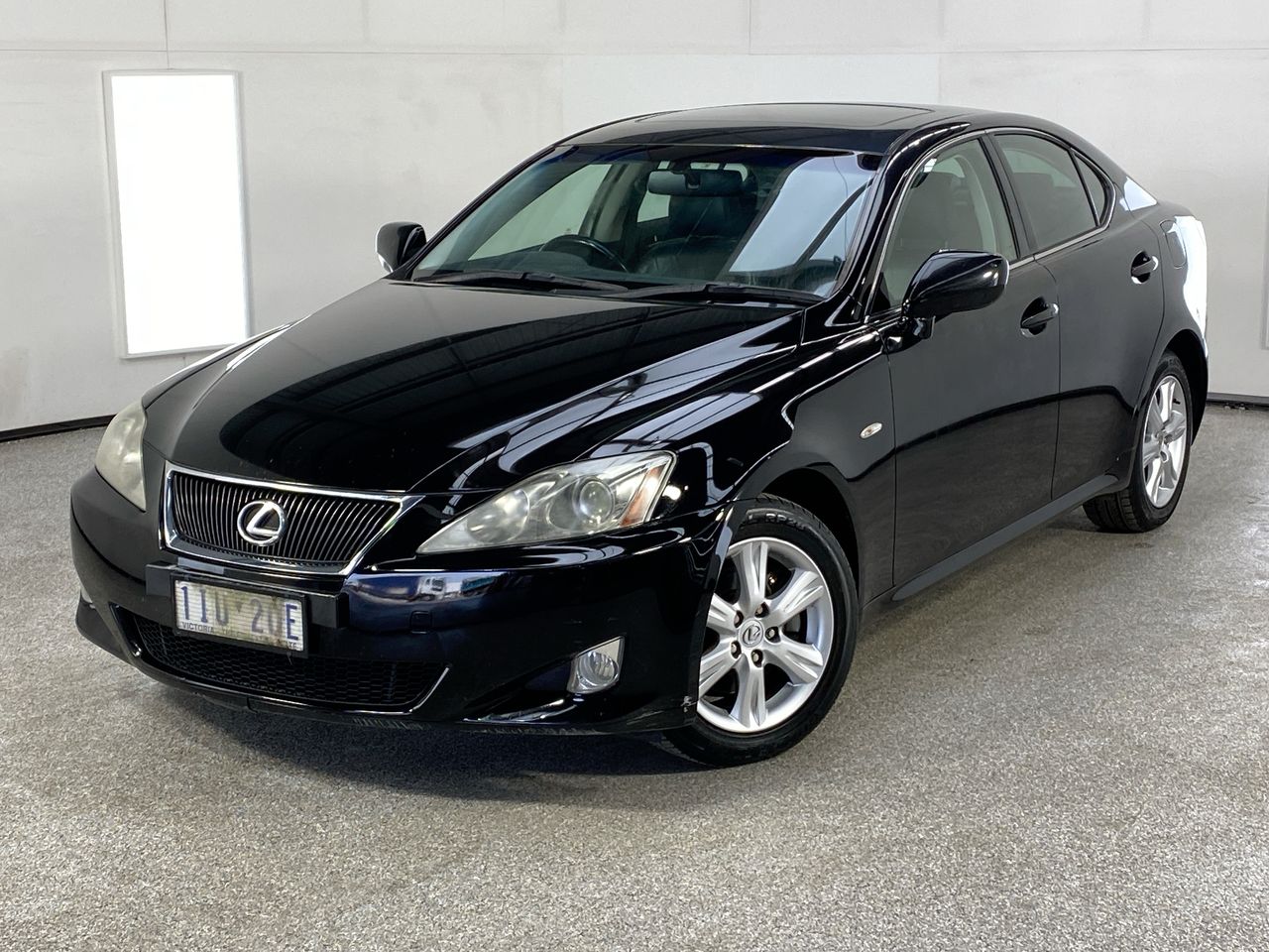 2005 Lexus IS IS250 Prestige Automatic Sedan Auction (0001-21026608 ...