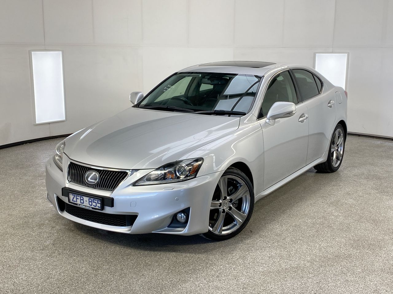 2011 Lexus IS IS250 Sports Luxury GSE20R Automatic Sedan Auction (0001 ...