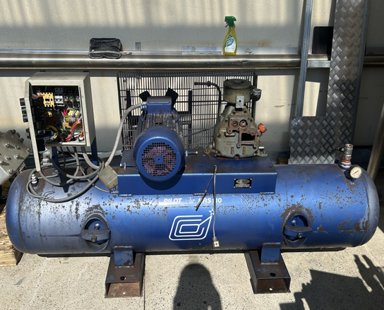 Compressor Auction (0061-5056583) | Grays Australia