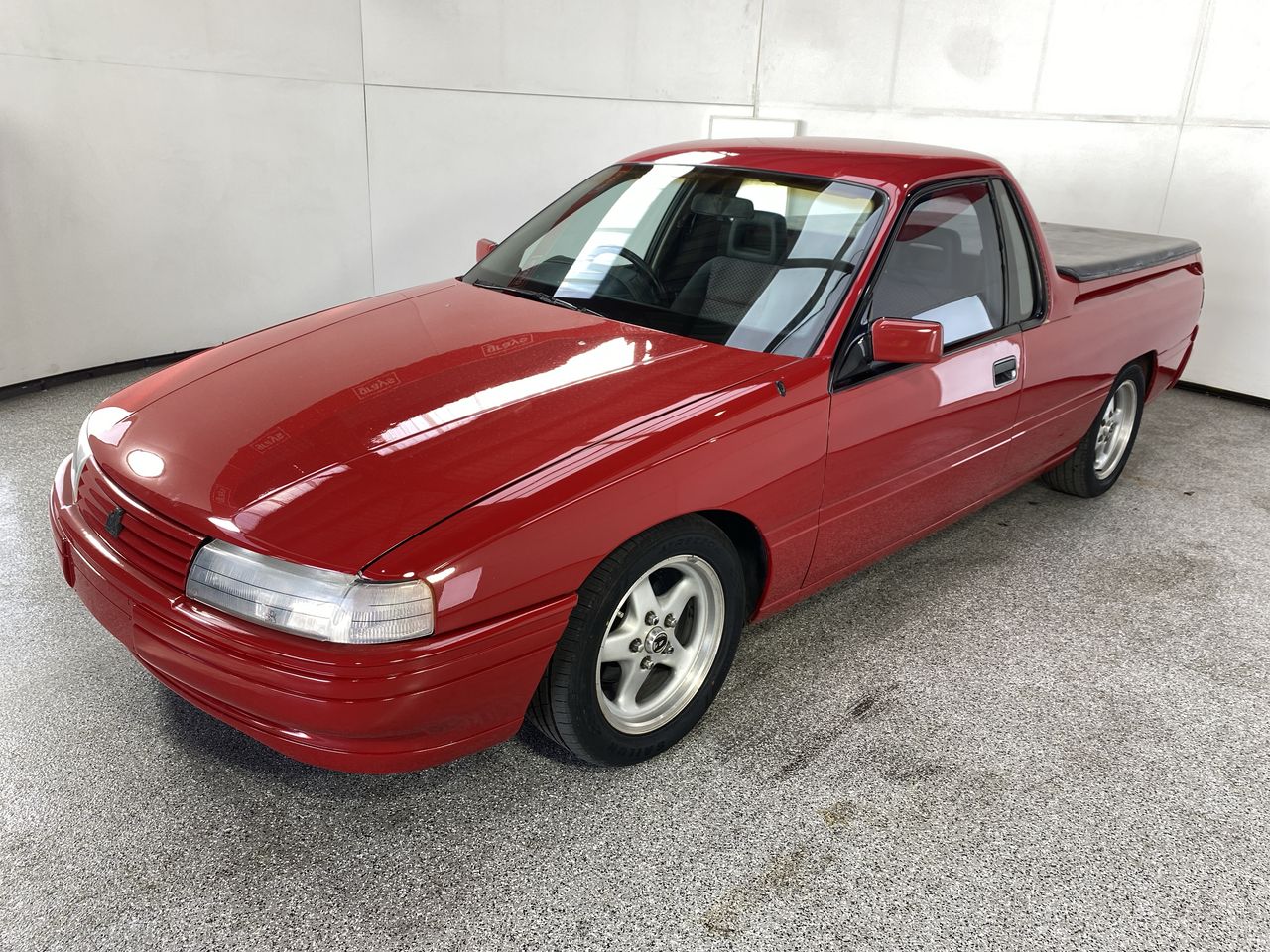 1990 Holden VG V8 Manual Ute Auction (0001-60012558) | Grays Australia