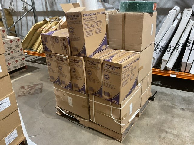 Pallet Containing Paper Towels And Scouring Rolls Auction (0041-9051693 ...