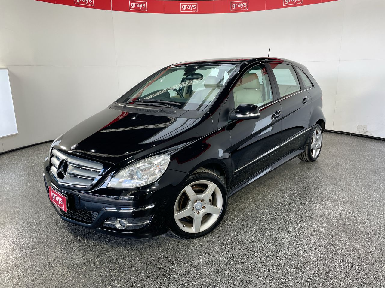 2010 Mercedes Benz B200 W245 CVT Hatchback Auction (0001-10342790 ...