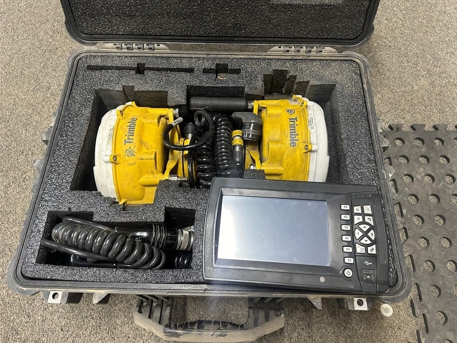 Trimble GPS Unit Auction (0049-3029240) | Grays Australia