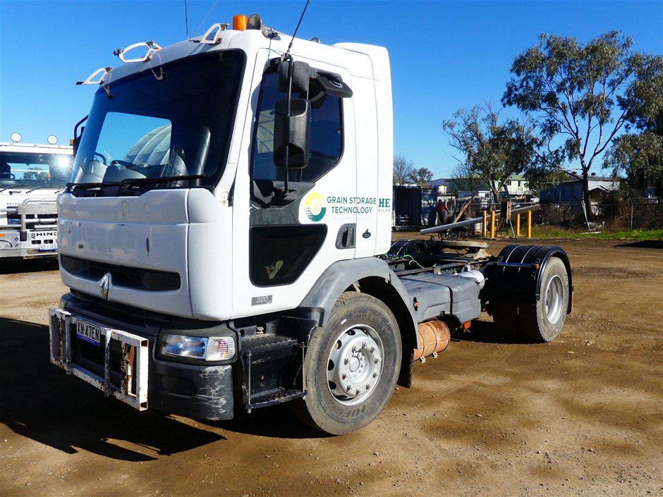 2005 Mack Mack premium 4x2 Prime Mover Auction (0022-5057038) | Grays ...