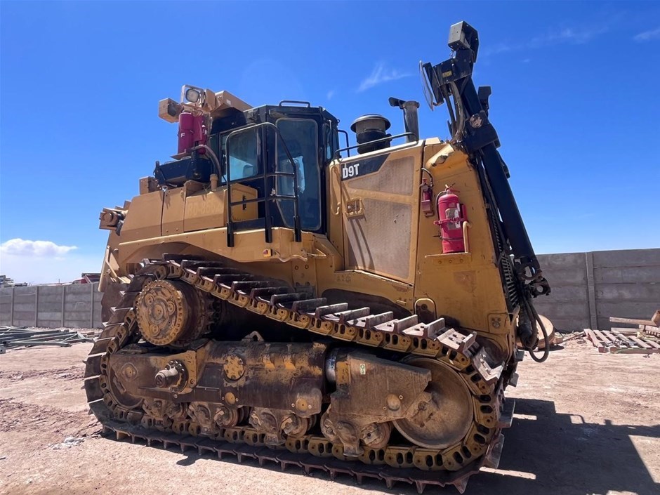 2020 Caterpillar D9T Crawler Dozer Auction (0001-7052361) | Grays Australia