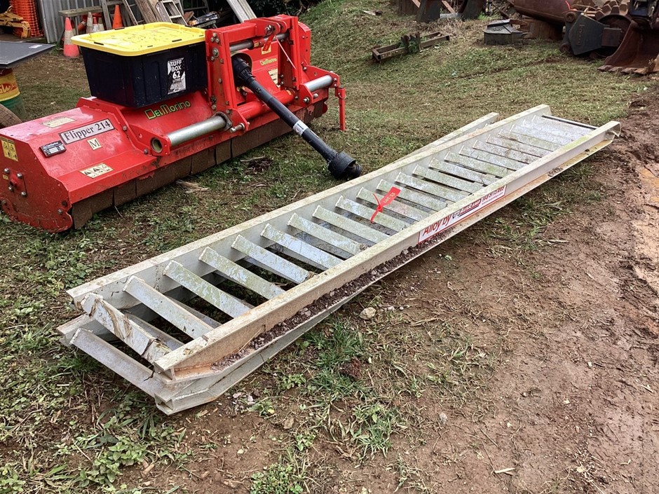 Alloy Ausramp Loading Ramps Auction (0033-7053001) | Grays Australia