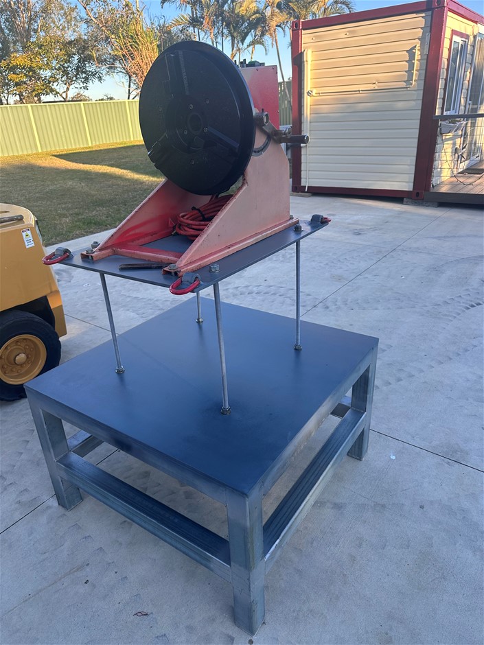 PIPE ROTATOR ON ADJUSTABLE STANDS Auction (0007-7053143) | Grays Australia