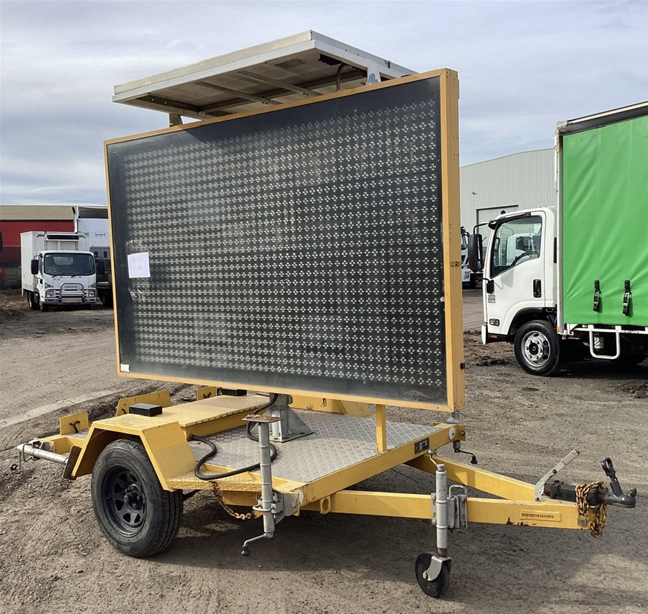 Bartco & Ventech Variable Message Sign Trailers- Vic