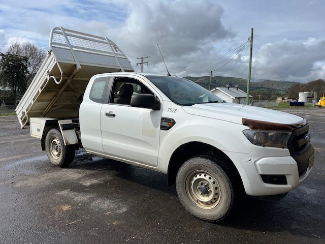 2017 Ford Ranger 4x2 Tipper Ute Auction (0001-10345032) | Grays Australia