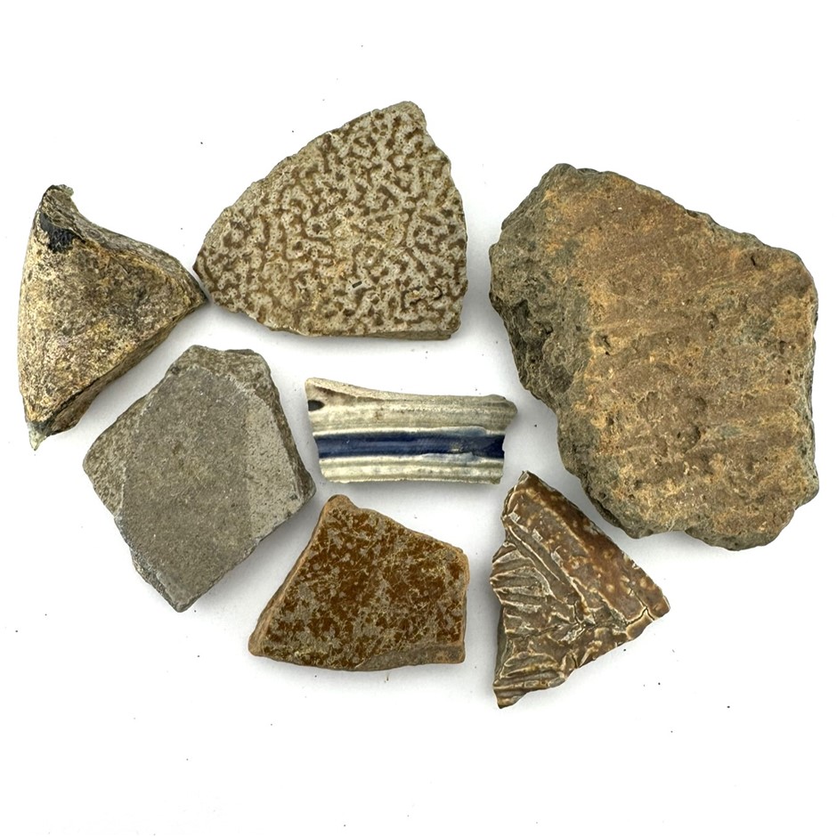 14TH CENTURY MEDIEVAL GLAZED CERAMIC POTTERY FRAGMENTS Auction (0001 ...