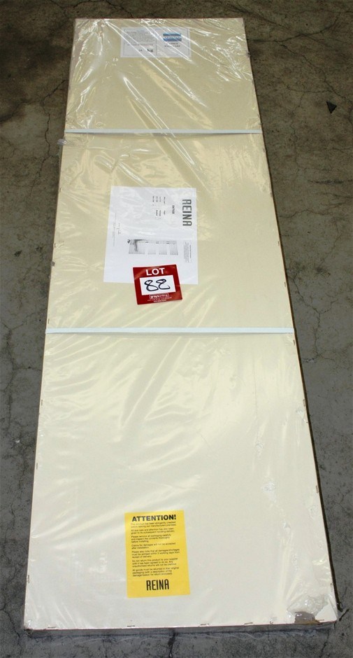 Reina stainless steel towel radiator Auction (0088-3004472) | Grays ...