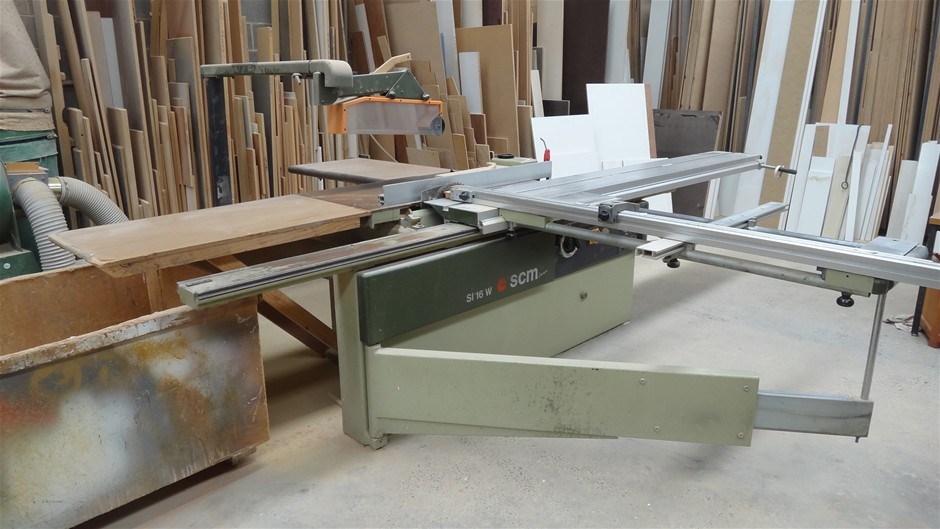 SCM L'invincible R9 overhead router, 900mm throat Auction (0003-3004418 ...