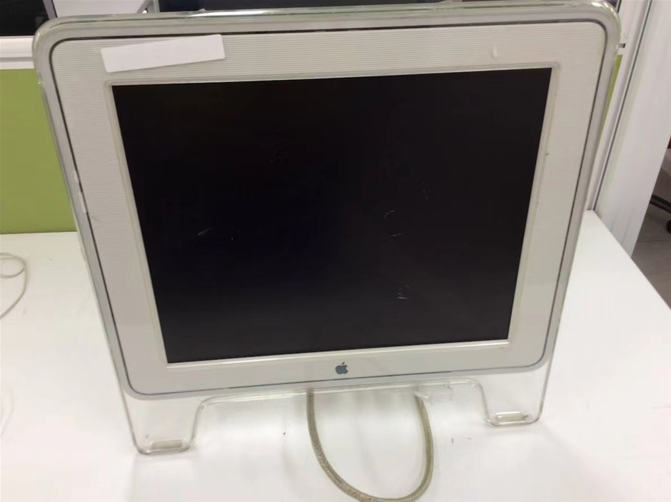 Apple Studio Display M7649 17" LCD Monitor Auction (0003-2560617 ...