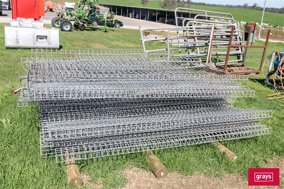 Quantity of Assorted Cyclone Fencing Panels Auction (0128-5057684 ...
