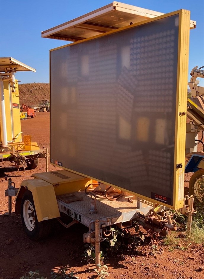 2012 Bartco VM-C-5C-ASM Variable Message Sign - C-Size - Colour - Radar ...