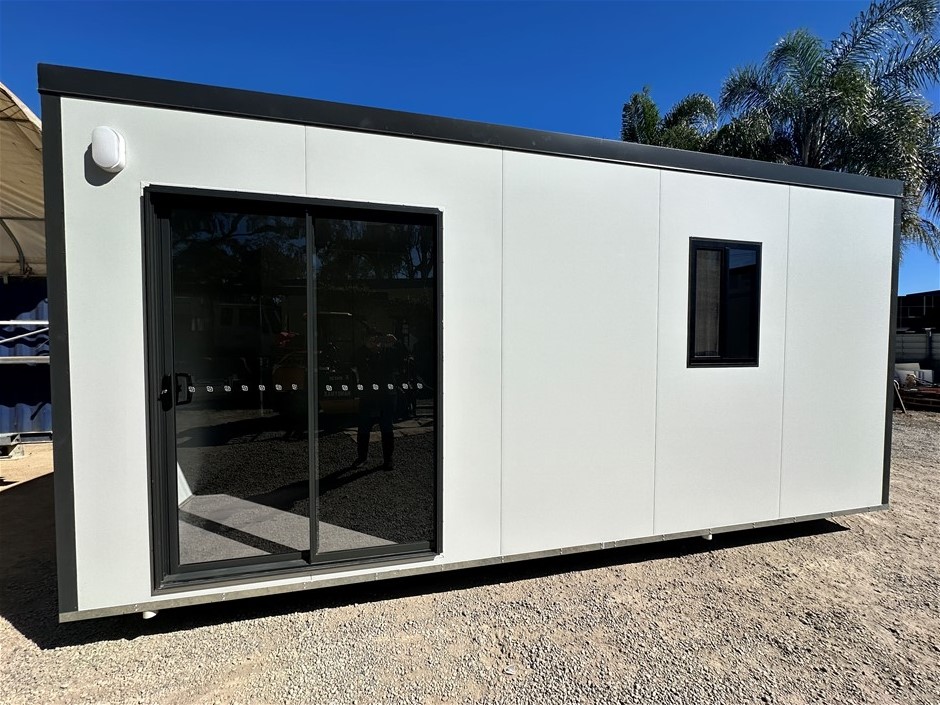 Portable Office Building 6x3 (Sliding Door) Auction (0001-7053830 ...