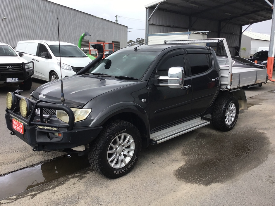 2014 Mitsubishi Triton 4X4 GLX-R MN Turbo Diesel Automatic Dual Cab ...