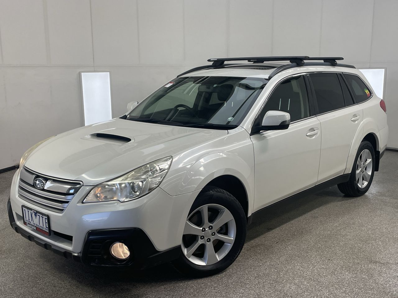 2013 Subaru Outback 2.0D Premium B5A Turbo Diesel CVT Wagon Auction ...