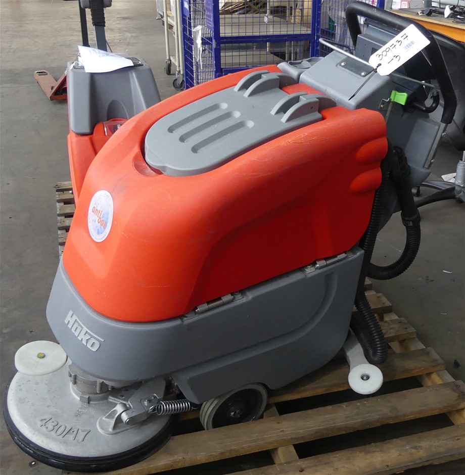 Hako Scrubmaster B30 43CM AUTO SCRUBBER Floor Sweeper Auction (0005 ...