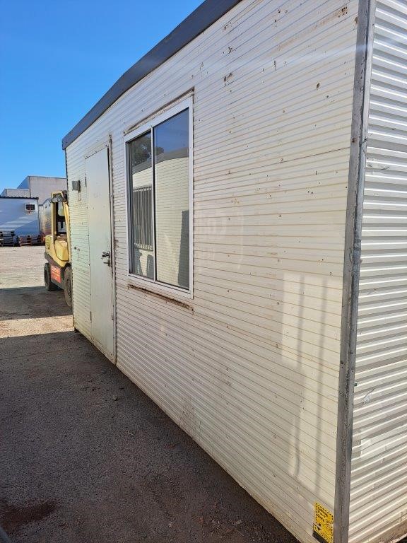 Portable Building Shell 4.8M x 2.4M Auction (0003-5058033) | Grays ...