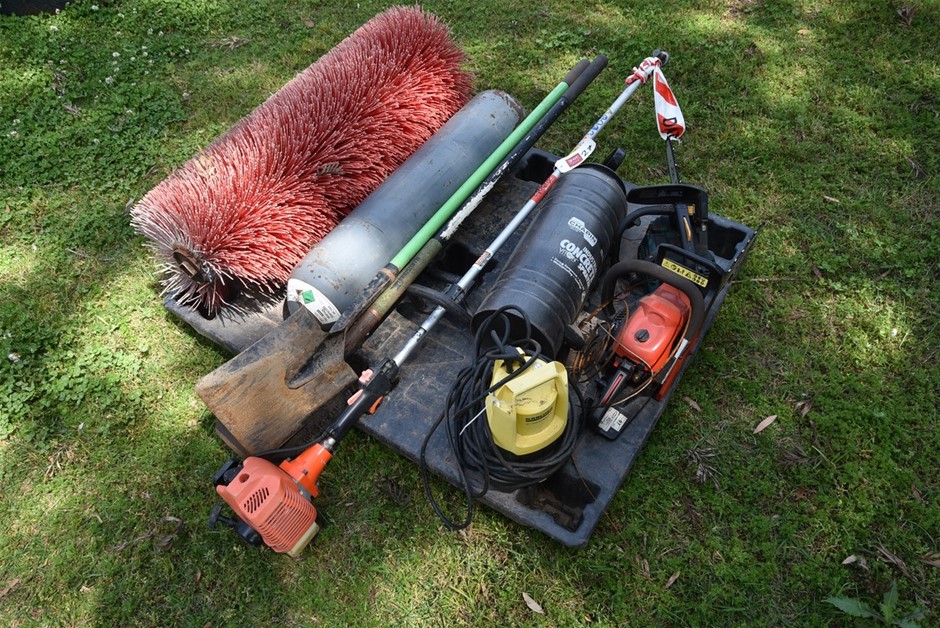 Assorted Sundries Auction (0027-5057962) | Grays Australia