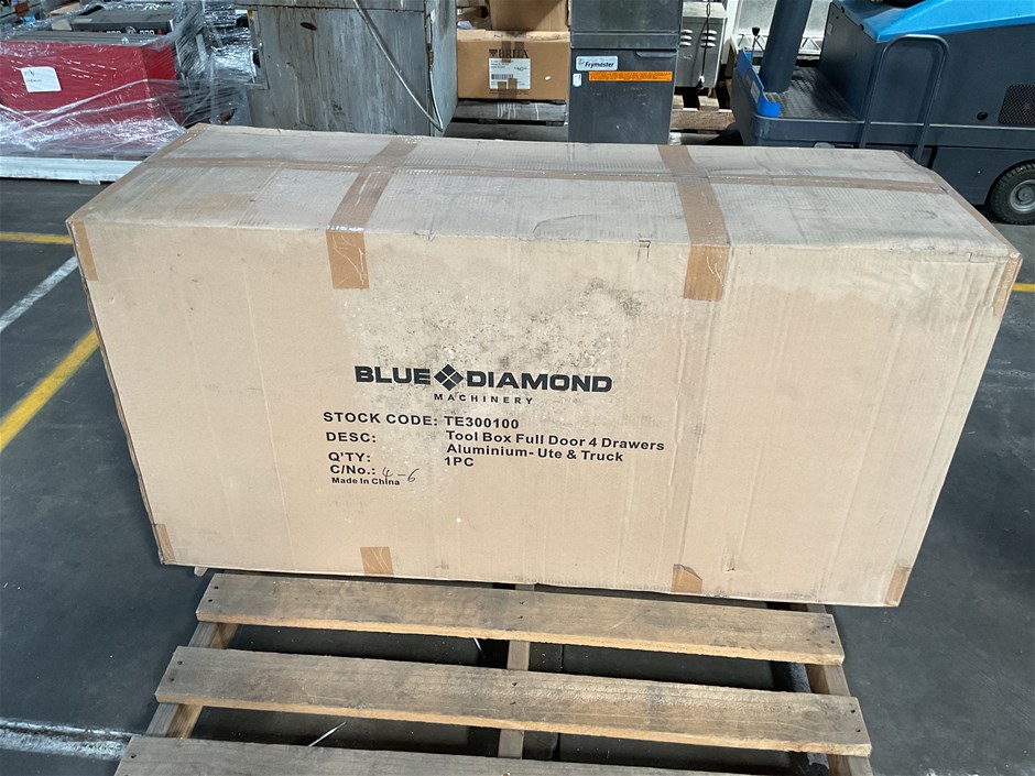1 x Unused Blue Diamond Full Door Toolbox (TE300100) Auction (0014 ...