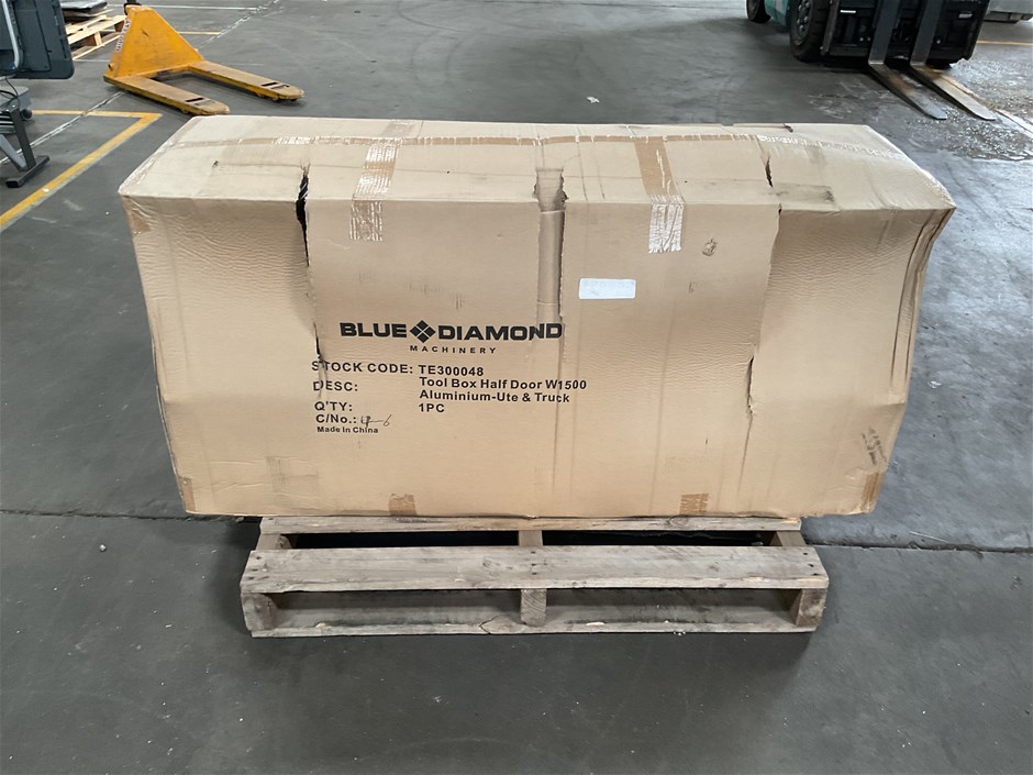 1 x Unused Blue Diamond Half Door Toolbox Auction (0001-7054564 ...