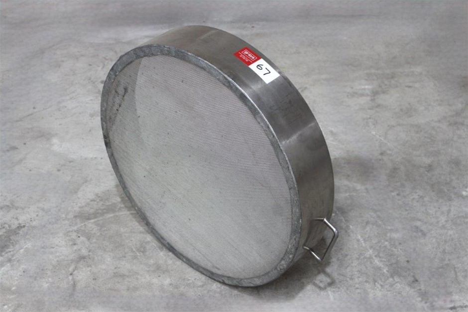 Stainless Steel Heavy Duty Sieve Sifter Auction (0067-5058117) | Grays ...