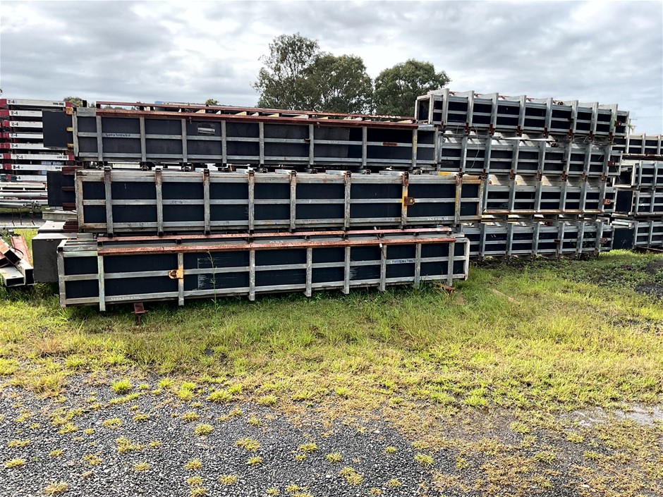 12 x Steel Framed Column Boxes Auction (0160-7053824) | Grays Australia