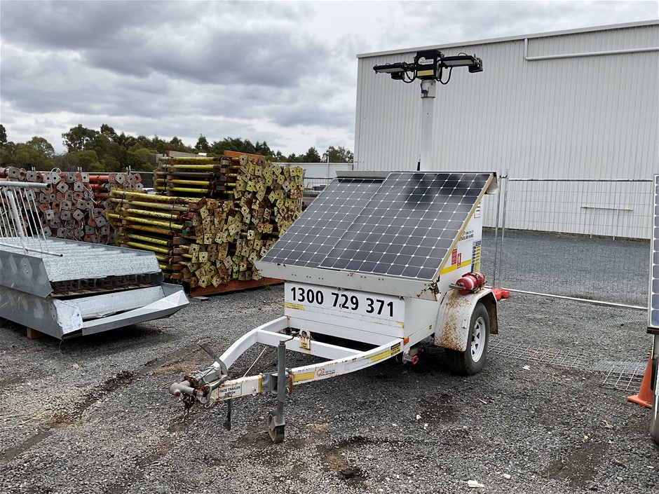 2015 Single Box Solar Panel Light Tower Trailer Auction (0078-7053824 ...