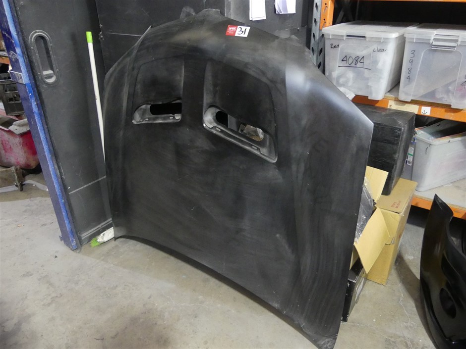 VE HSV Unused Holden Bonnet Auction (0138-5058113) | Grays Australia