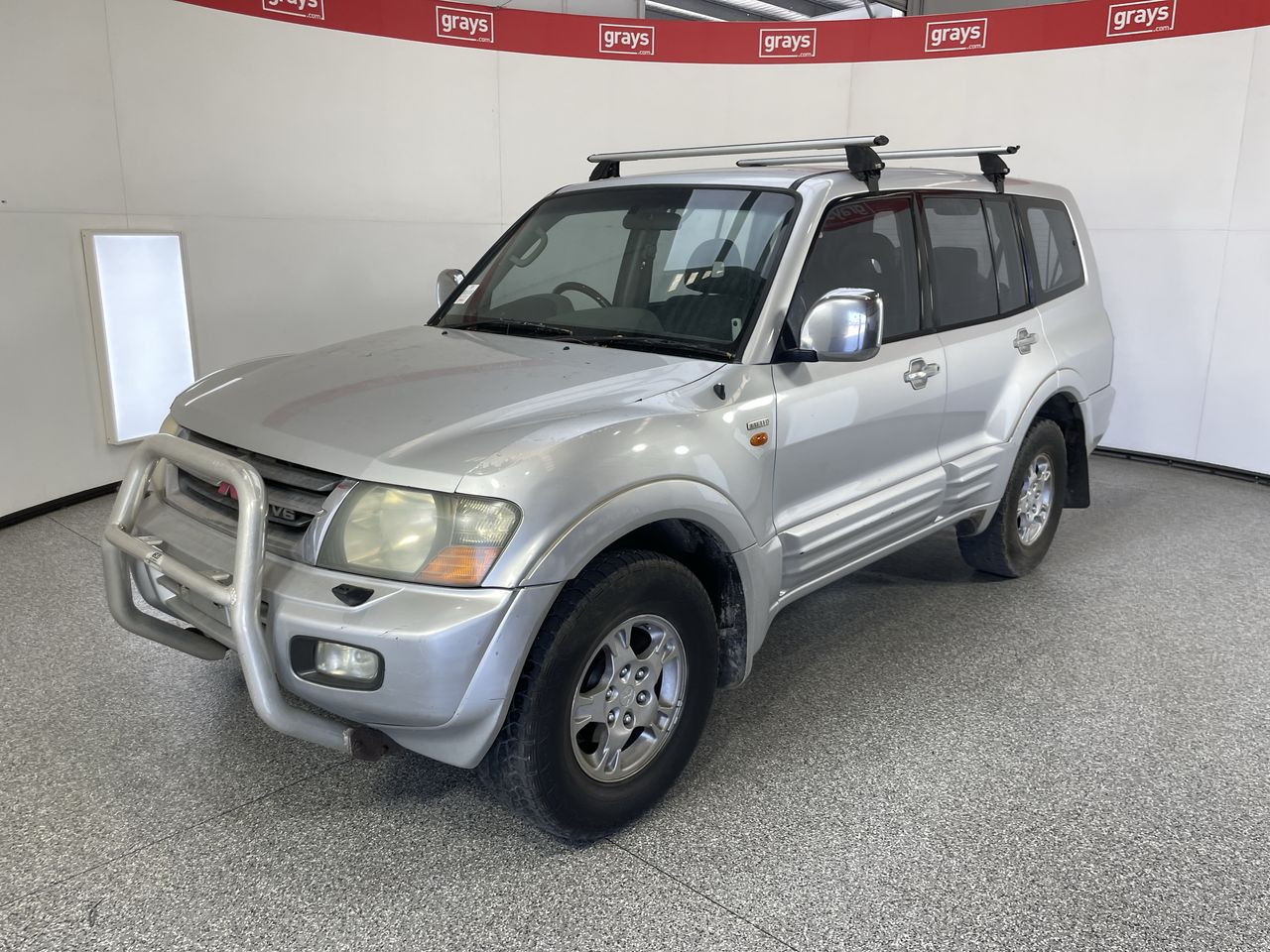 2002 Mitsubishi Pajero GLS NM Automatic Wagon Auction (0001-50710208 ...