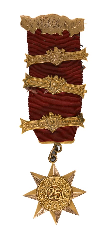 5 x NZ assorted fire medals awarded to Fireman J.Henry Hastings Auction ...