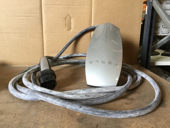 Tesla High Power Wall Connector Charger Auction (0023-2561917) | Grays ...