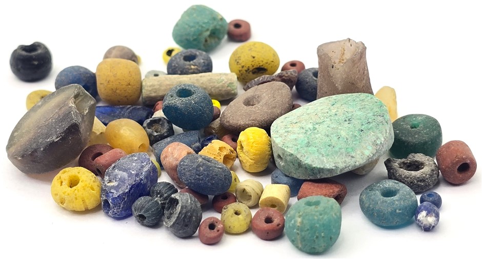 1000BC ANCIENT WESTERN ASIATIC JEWELLERY BEAD COLLECTION Auction (0003 ...