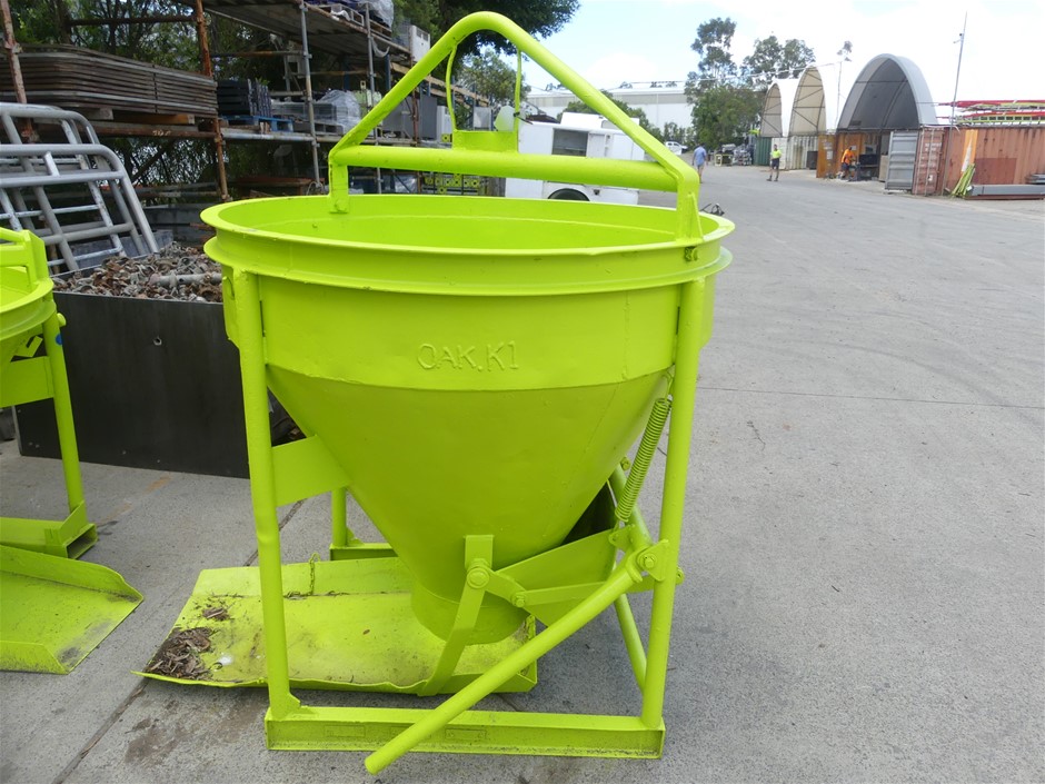 Concrete Kibble Hopper Crane Lift Auction (0086-5058641) | Grays Australia