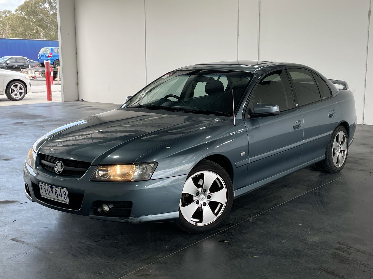 2005 Holden Commodore Executive VZ Automatic Sedan Auction (0001 ...