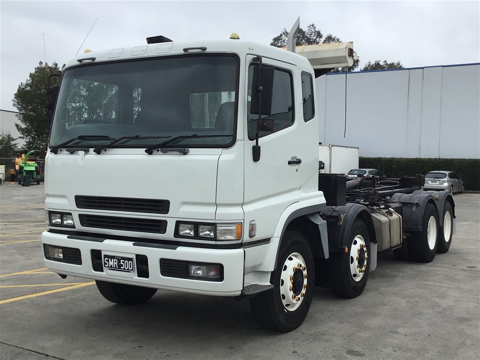 2002 Mitsubishi FS500 8x4 Hooklift Truck Auction (0001-5058715) | Grays ...