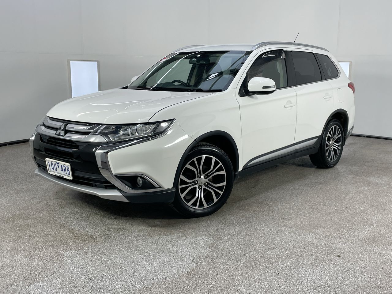 2015 Mitsubishi Outlander XLS 4WD ZK Turbo Diesel Automatic 7 Seats ...