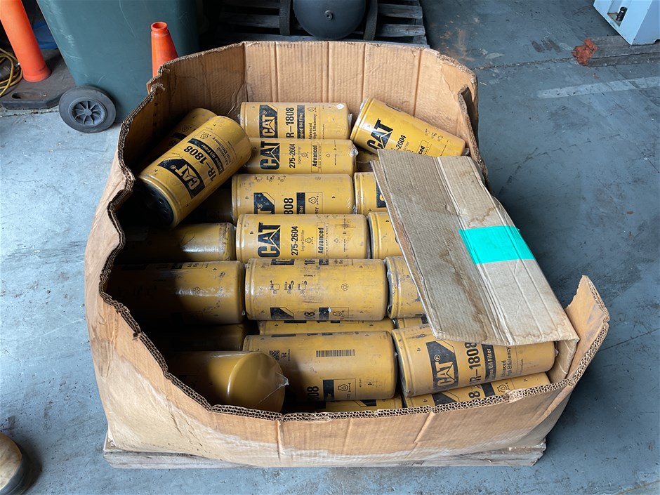 Quantity of CAT Filters Auction (0017-8019647) | Grays Australia