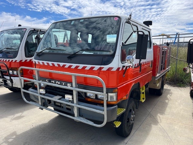 1999 Mitsubishi Canter 4WD Crew Cab Truck Auction (0002-5058809 ...