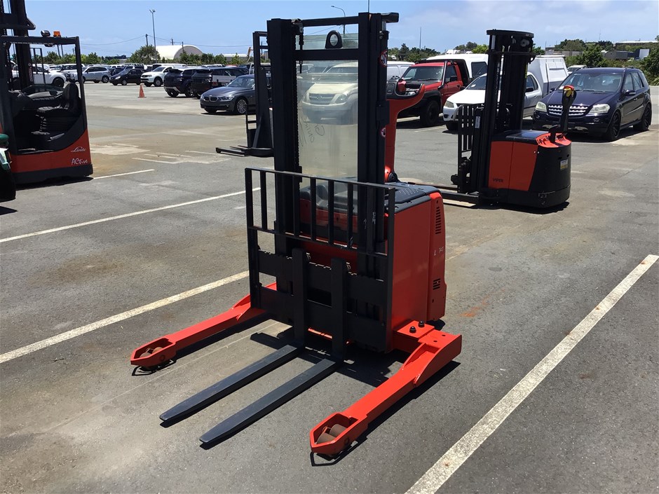 LINDE L14AS Pallet Truck Auction (0021-7055391) | Grays Australia
