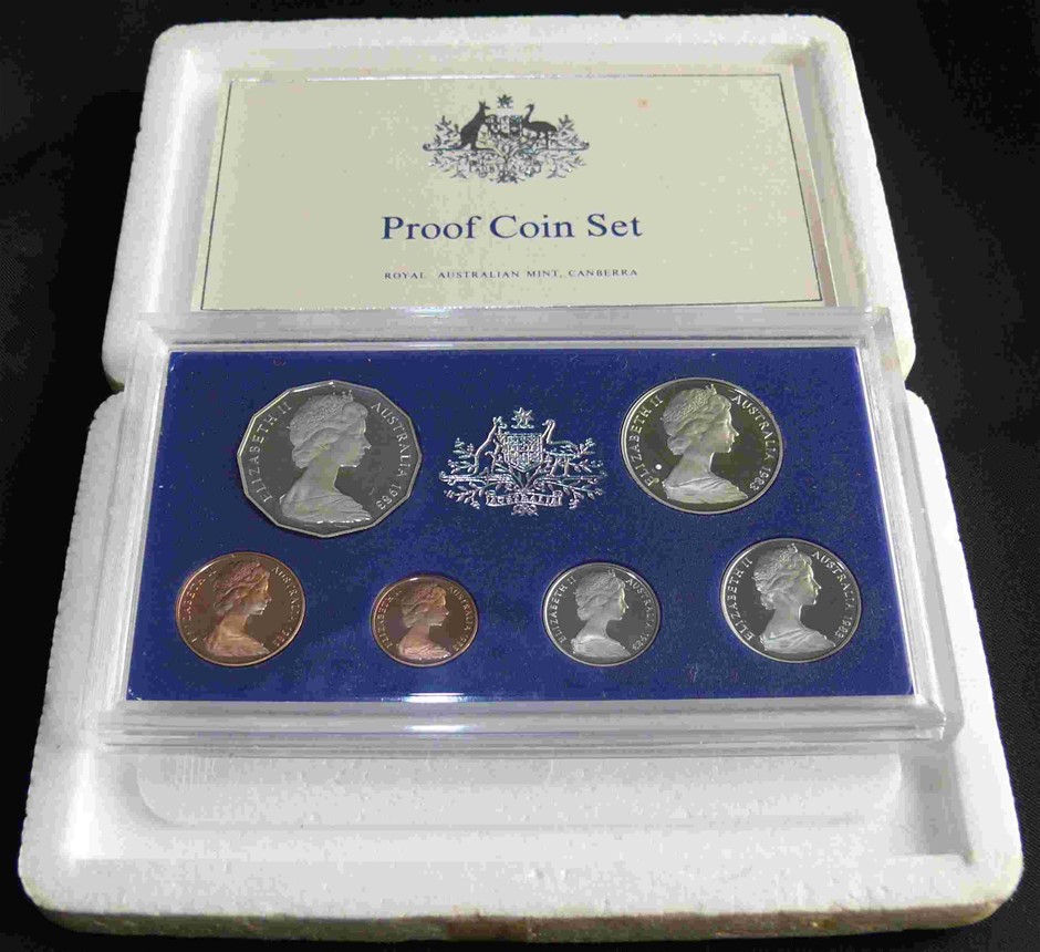 1983 Ausralian Uncirculated Proof Coin Set in Protective Frame. Auction ...