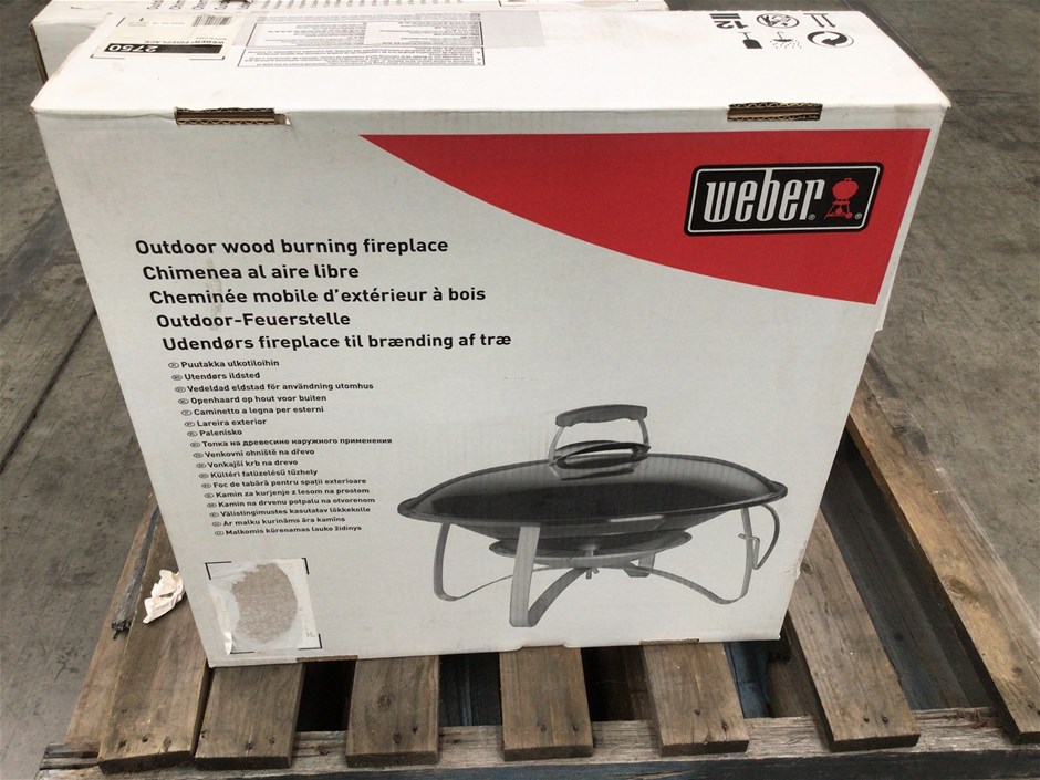 Weber Outdoor Wood Burning Fireplace Auction (0017-5059017) | Grays ...