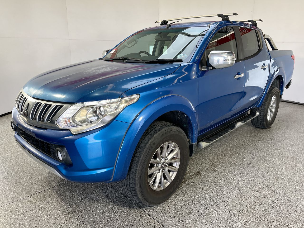 2015 Mitsubishi Triton 4X4 GLS MQ Turbo Diesel Automatic Dual Cab ...